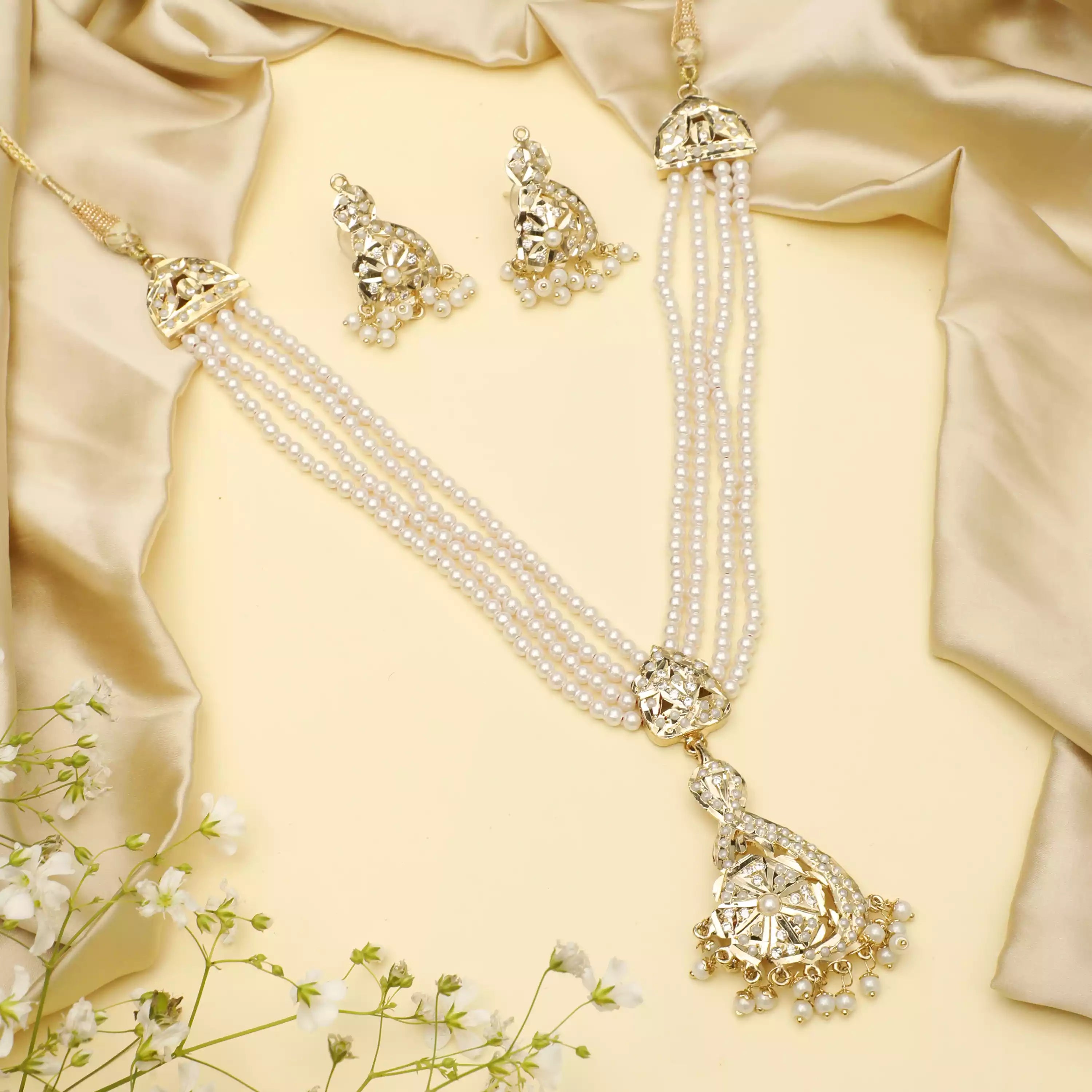 GOLDEN PEARL RADIANCE – Caratcharm