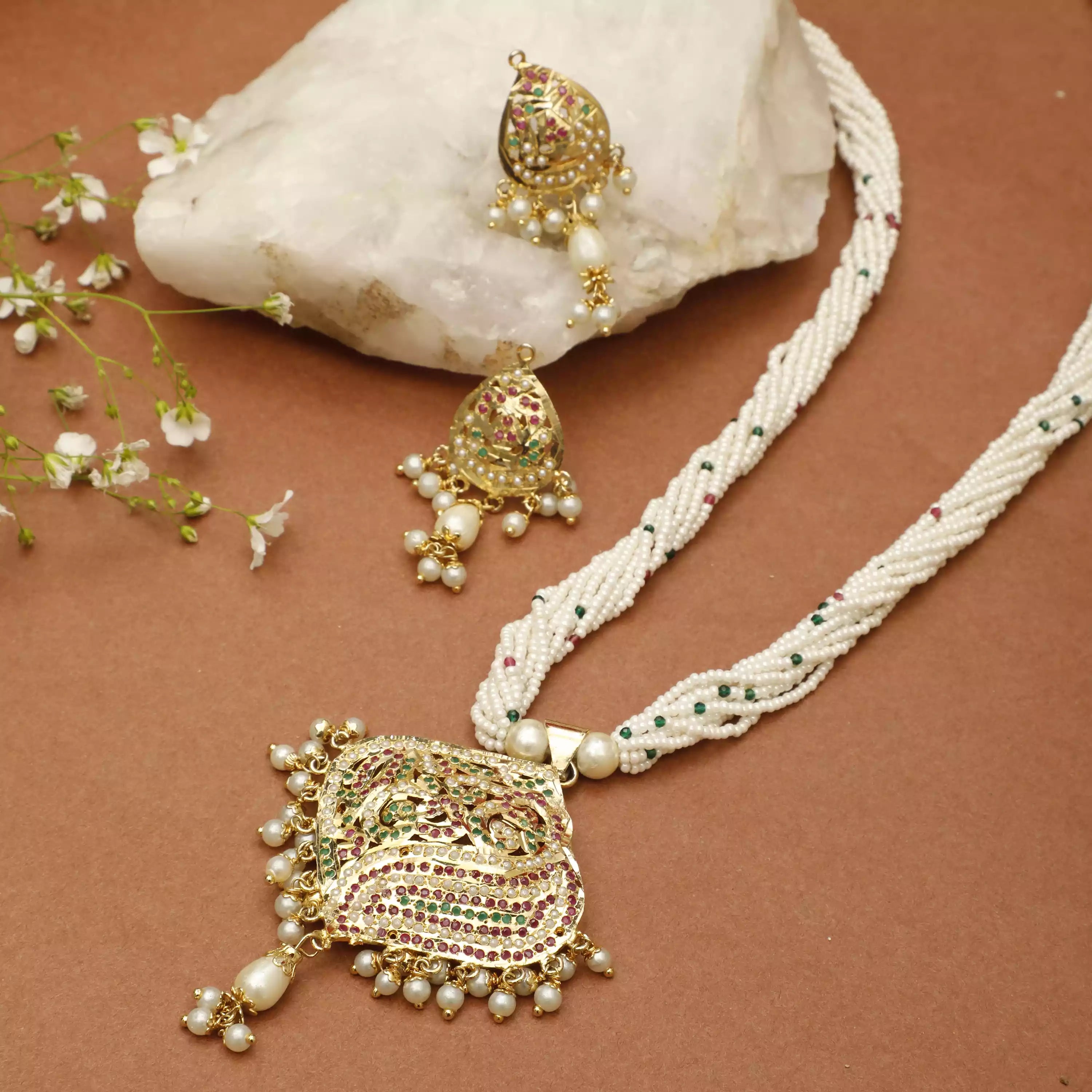 GEM CASCADE – Caratcharm